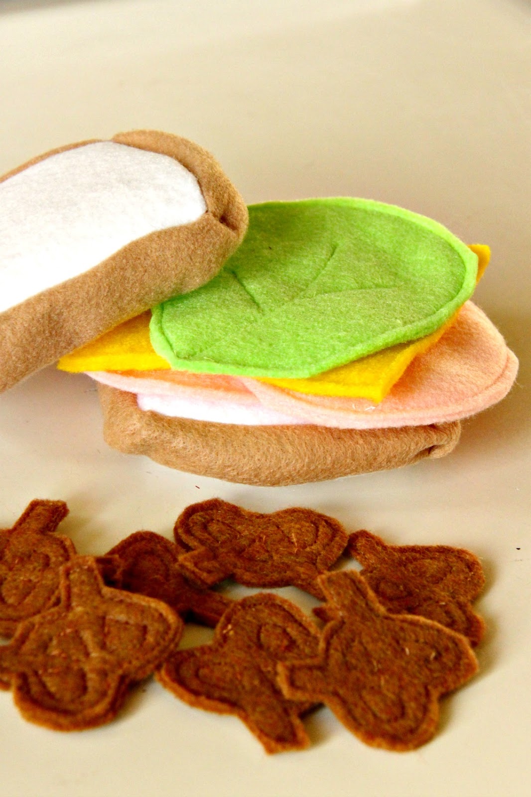 Larissa Another Day: Project Handmade Christmas Presents: Felt Food