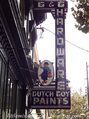 LittleMissMaggie: Marquees and Store Fronts