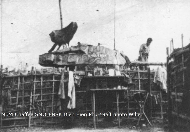 Indochine : Arrêt sur image...: Retour à Dien Bien Phu (3) : les chars.