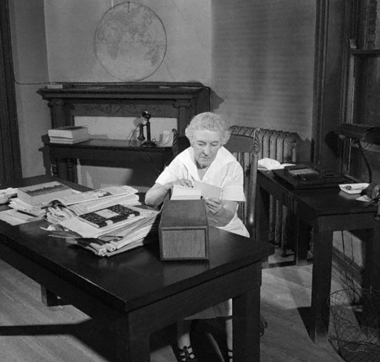 The Digital Research Library of Illinois History Journal™ : Maud Slye ...