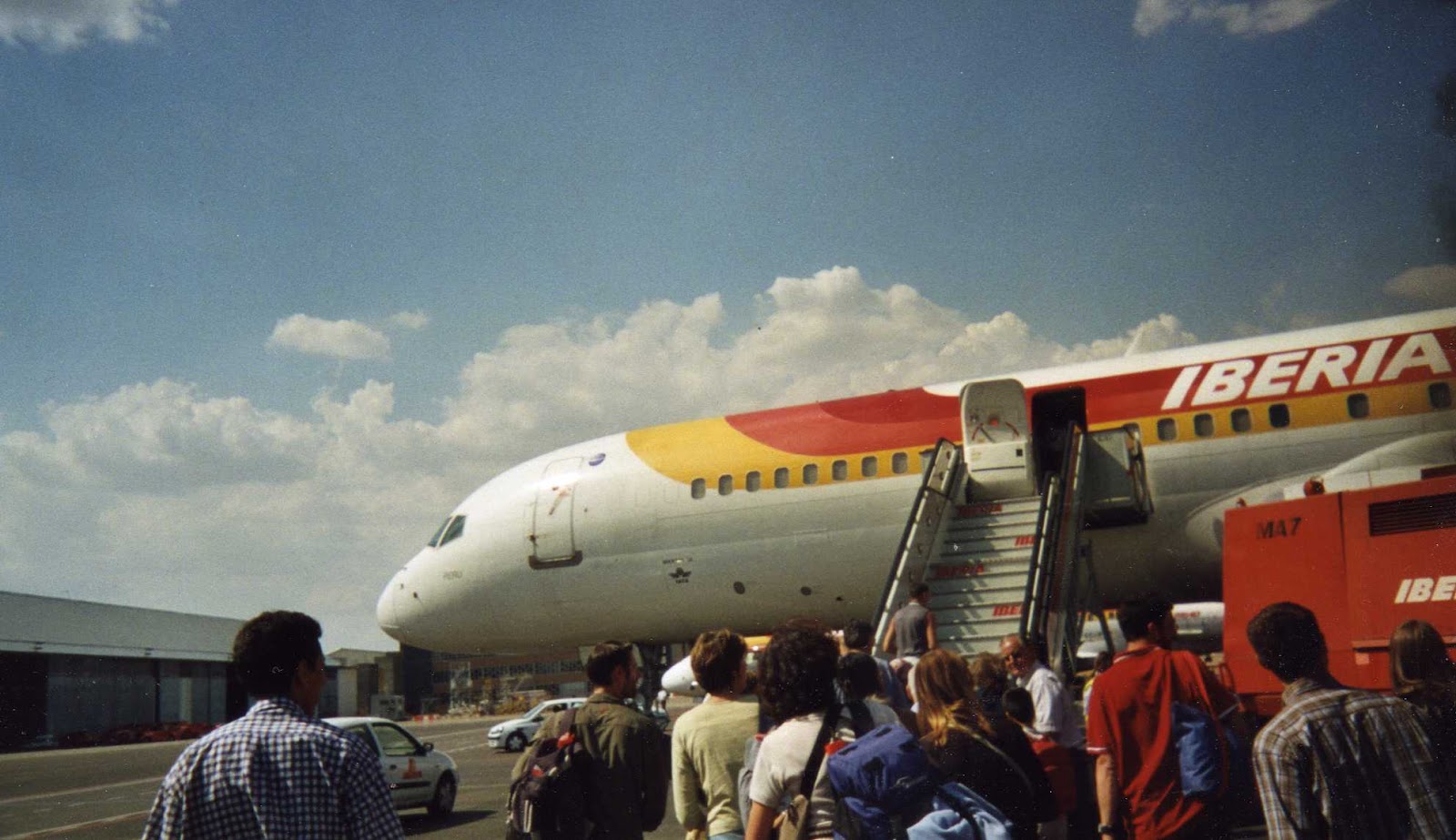 Spotting Spain: Iberia - Boeing 757-256 (EC-GZZ)