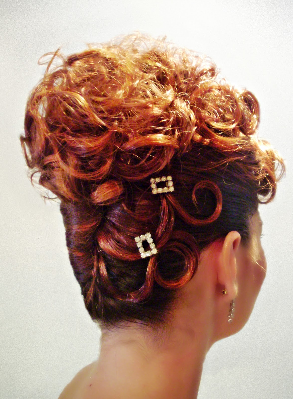 CHARI-BELLEZA: RECOGIDO ITALIANO CON RIZOS