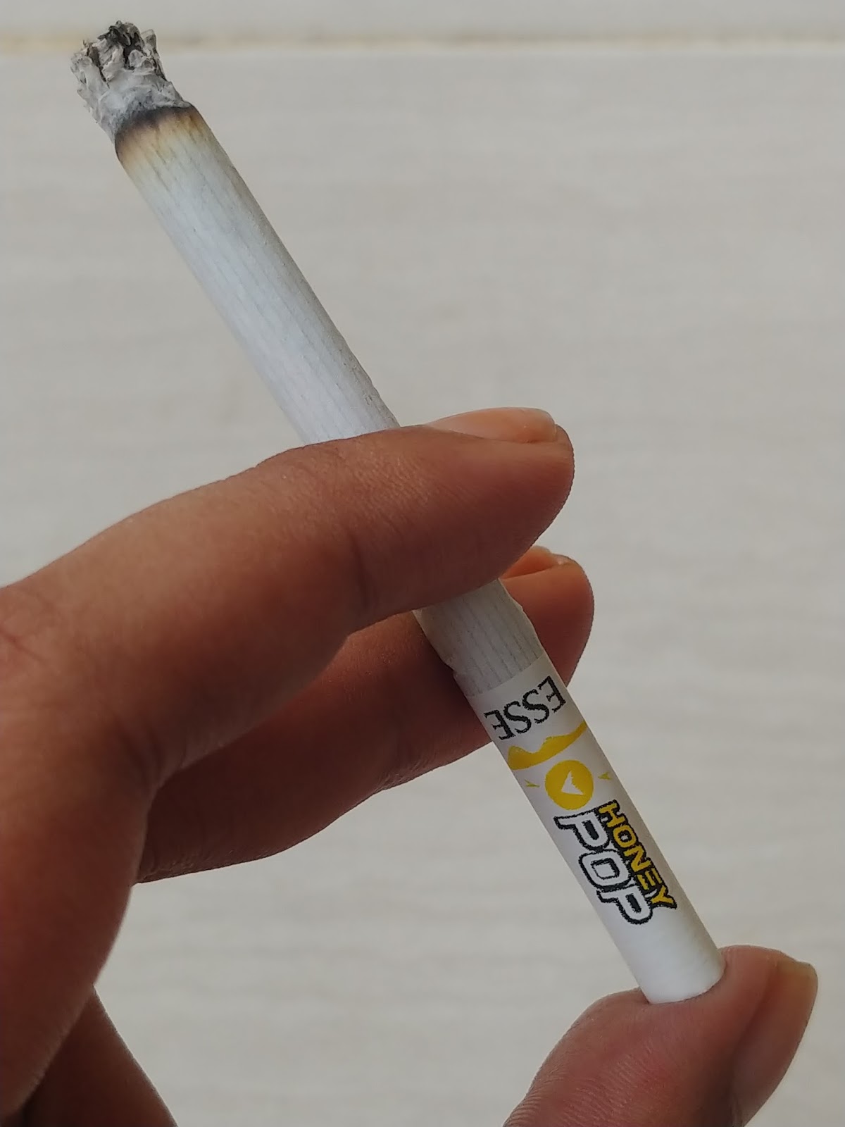 Esse Honey Pop, SKM LTLN Pertama dengan Fitur Honey Flavor Tip dan ...