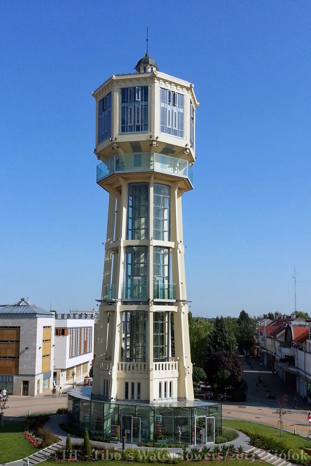 Siófok, a megújult víztorony