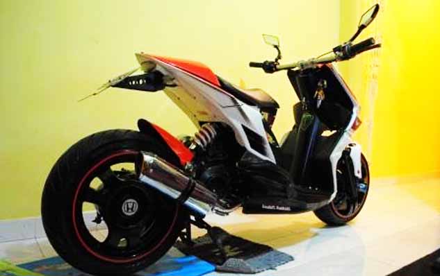 Modif Honda Beat Ban Besar - Modifikasi Motor Terbaru