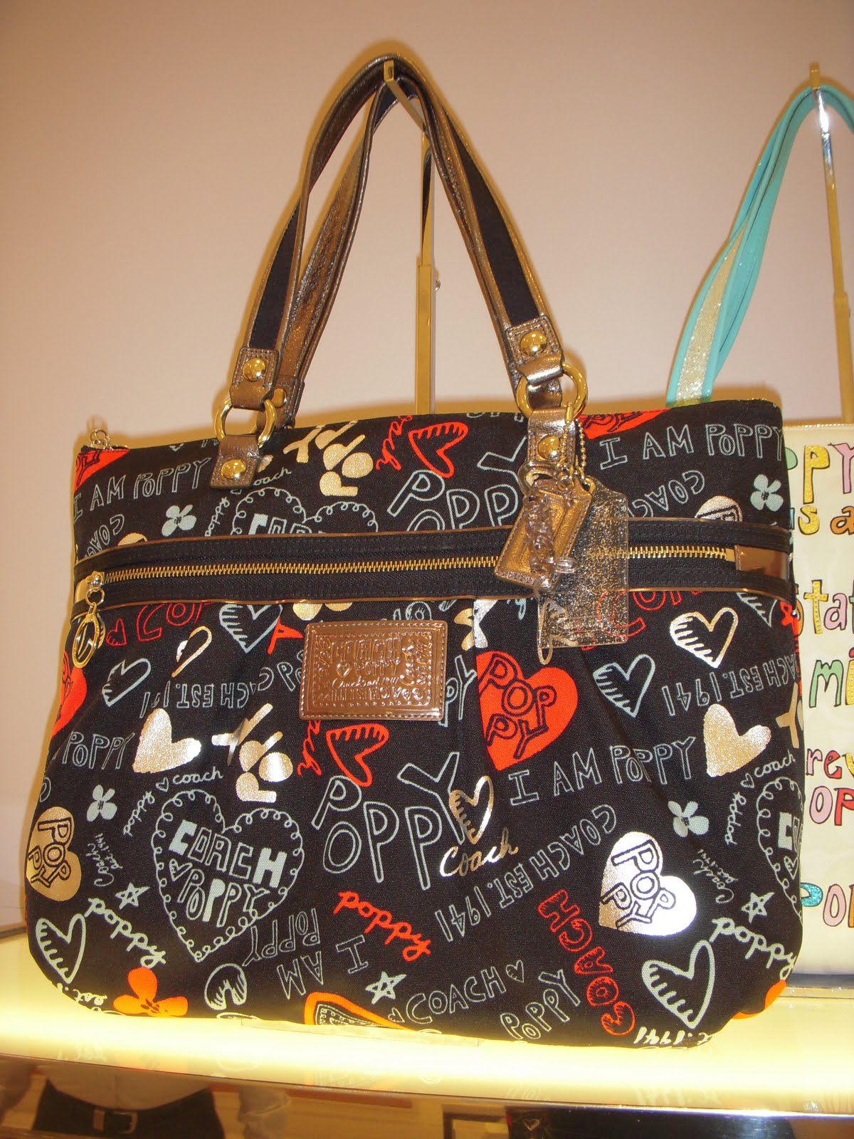 .. My Fabulous Stuff ...: New Authentic Coach Poppy Tote Bag