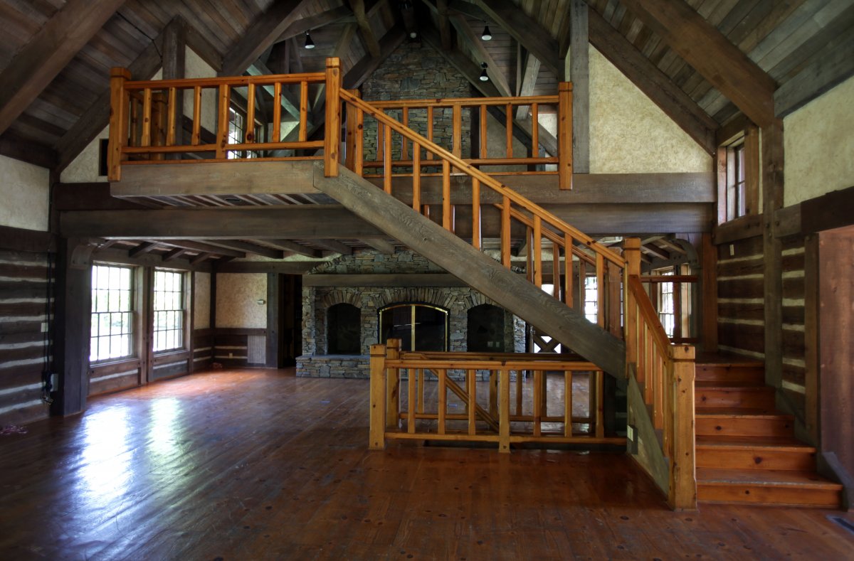 Luxury houses, villas and hotels: Inside Neverland Ranch