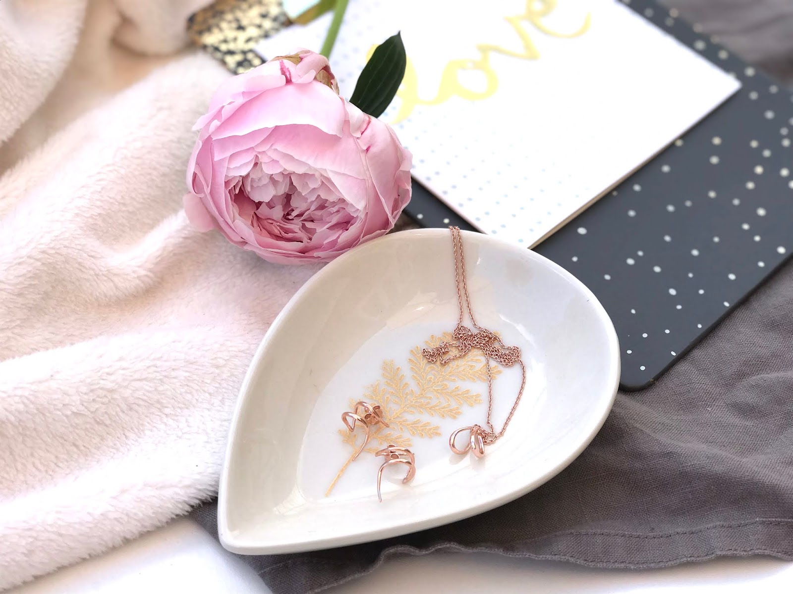 SACET JEWELLERY | ROSE GOLD EDIT / LUCY LOVES TO EAT