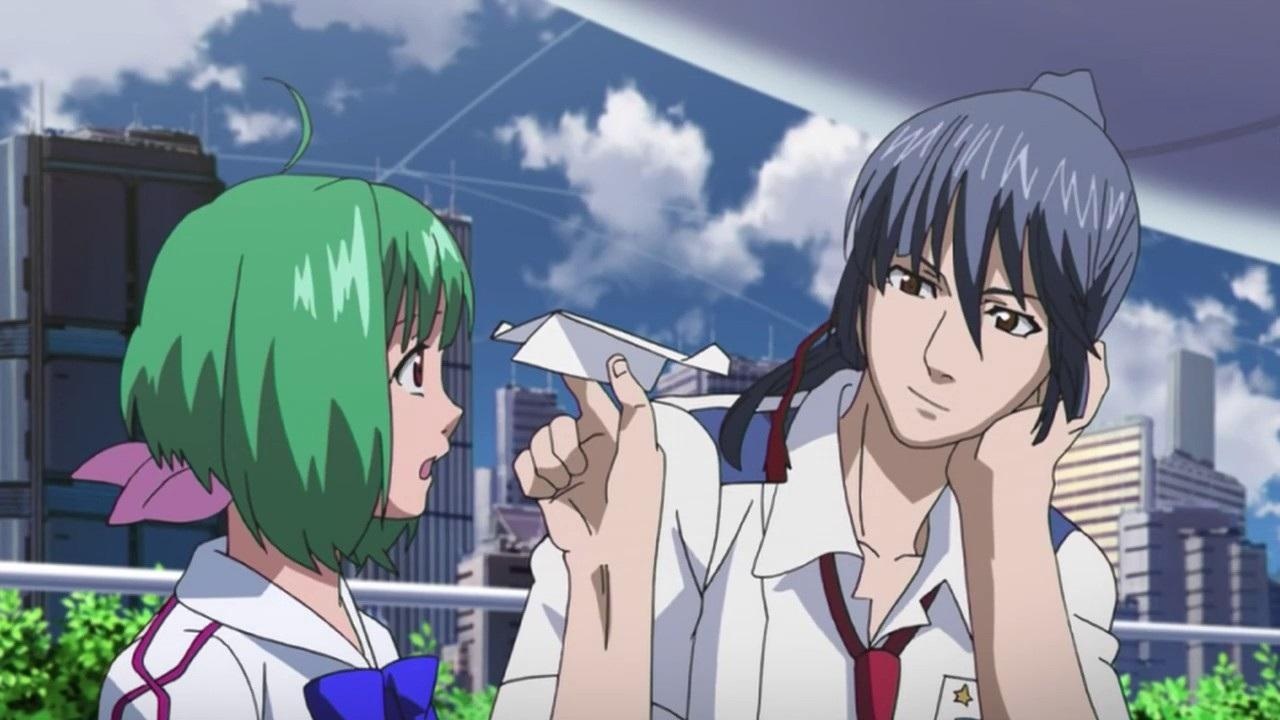 DubSub - Anime Reviews: Macross Frontier Anime Review