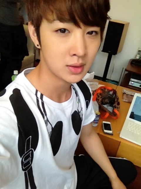 Kpop Profile Brasil: Code-V