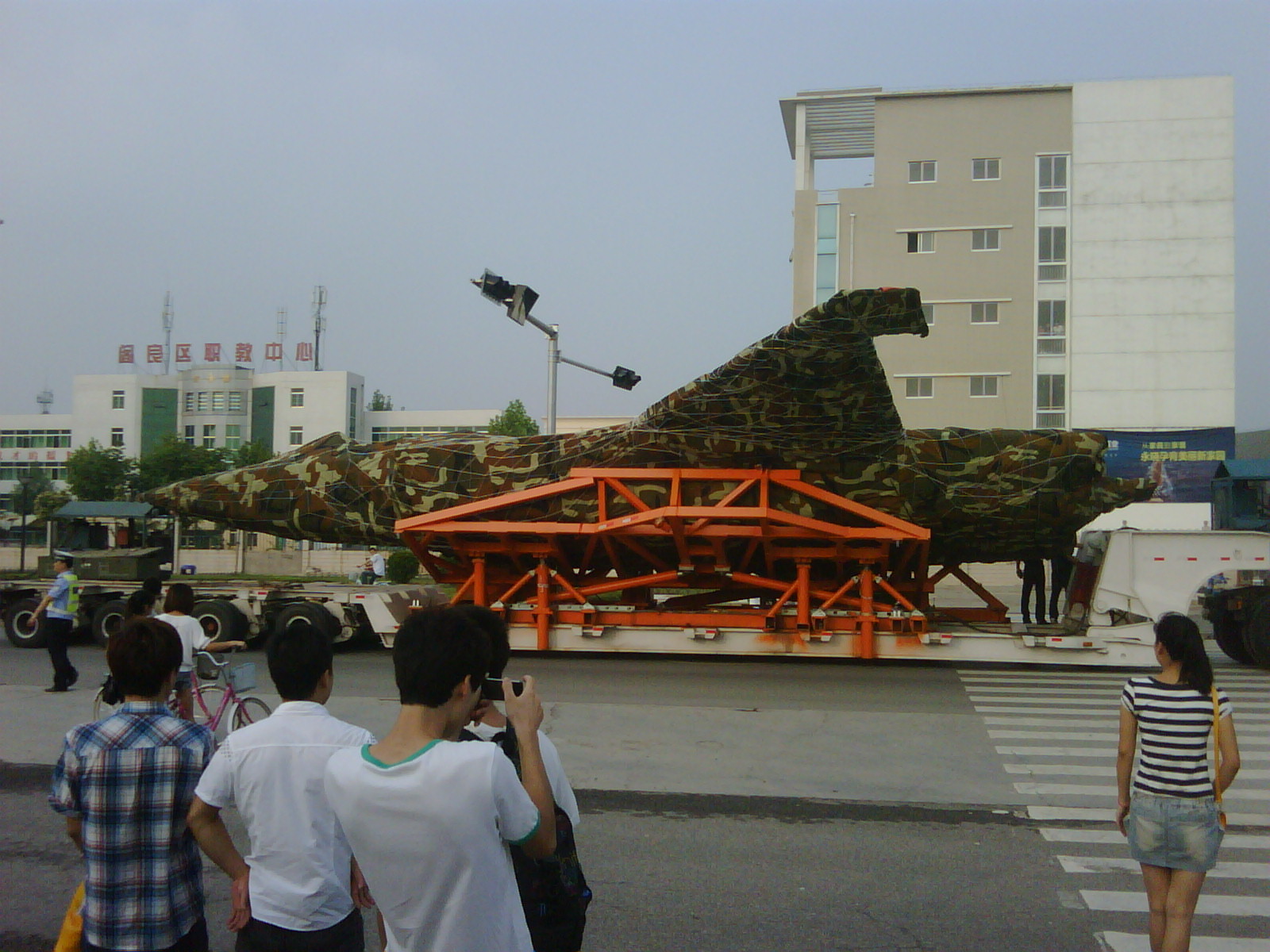 NEW IMAGES OF CHINESE MYSTERY J-21? FIFTH GEN STEALTH FIGHTER JET ...