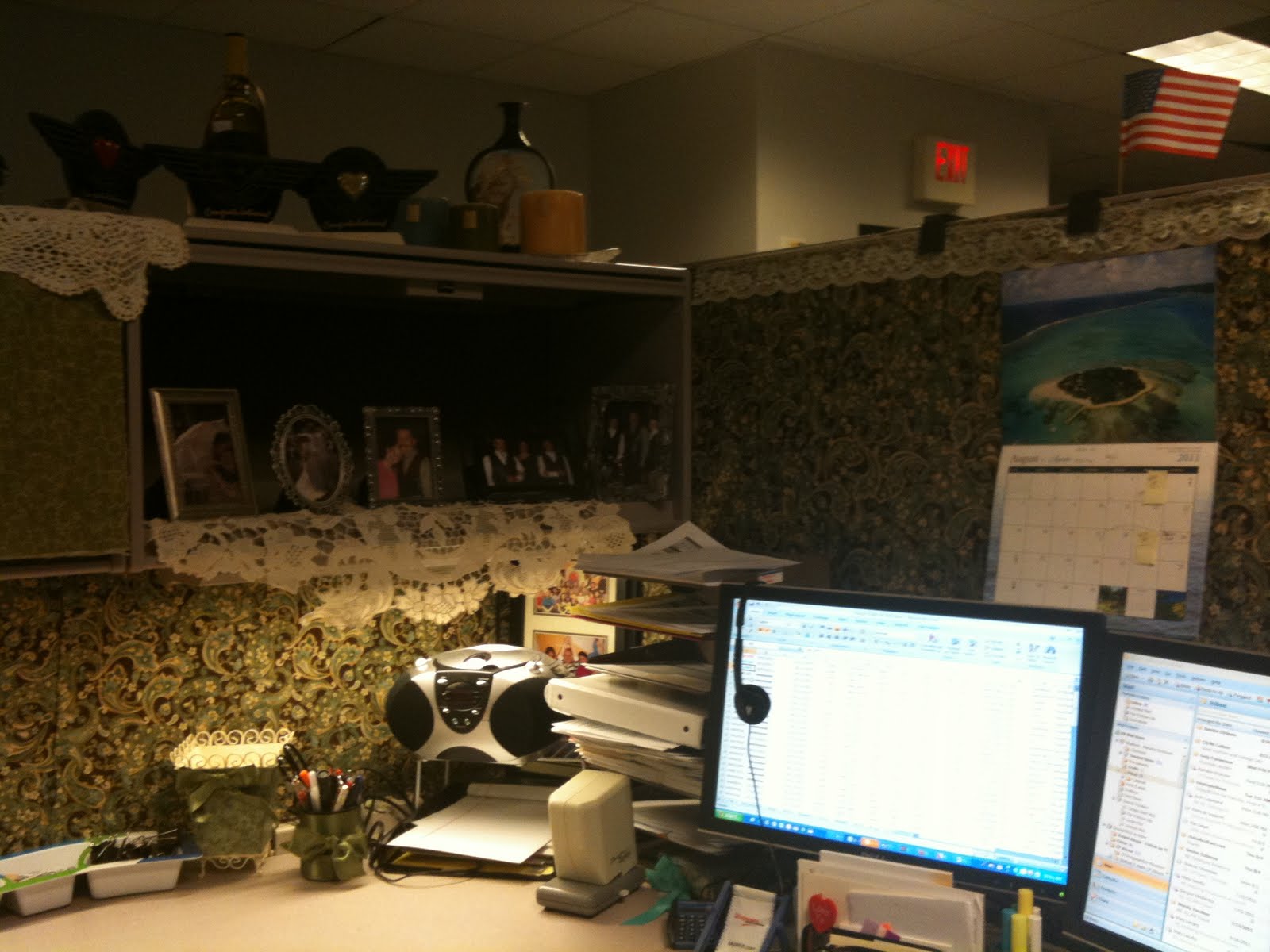 My Cowboy's Wife: Extreme Work Cubicle Makeover