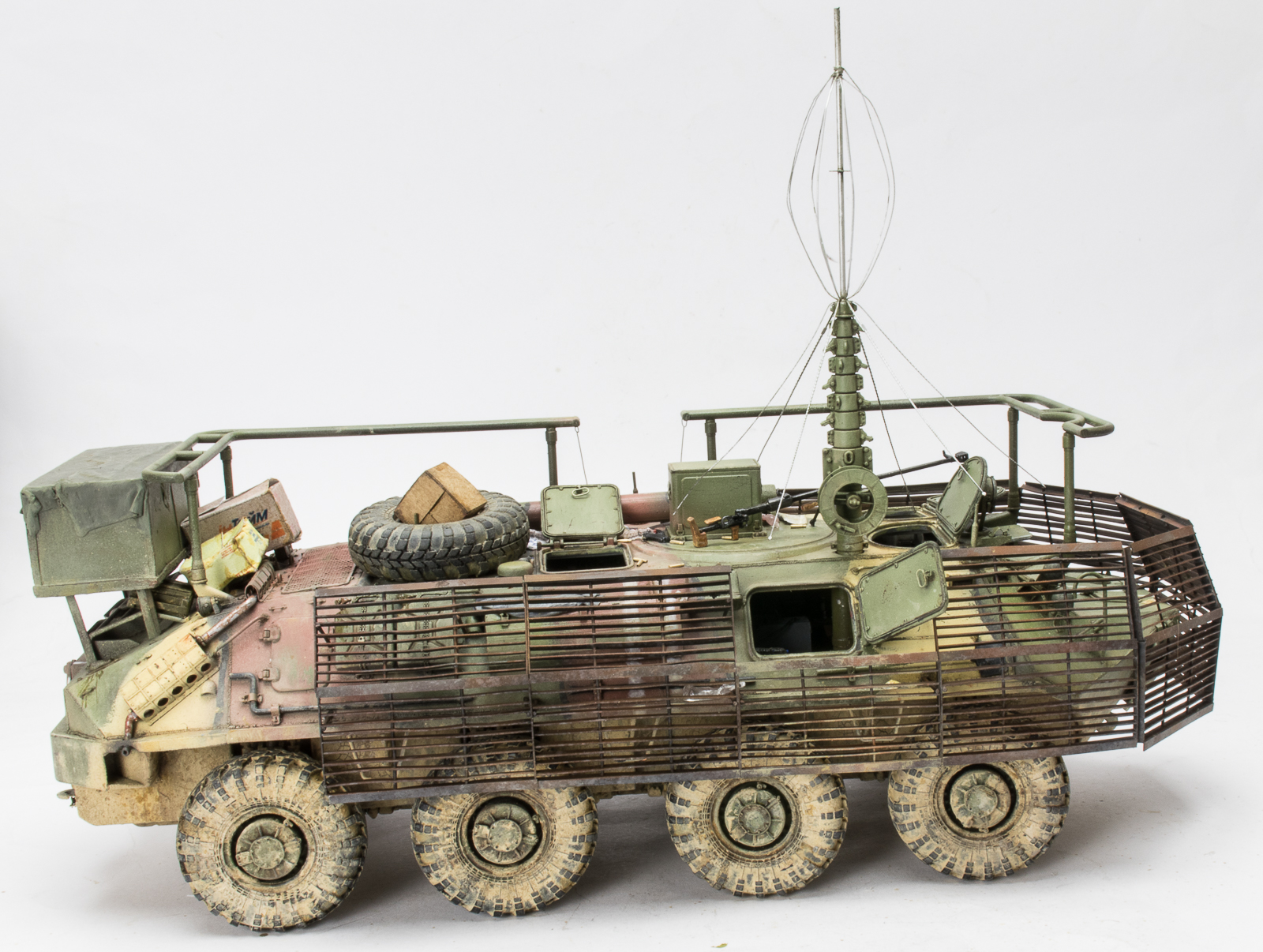 BTR-60 PU 1/35 - Missing-Lynx