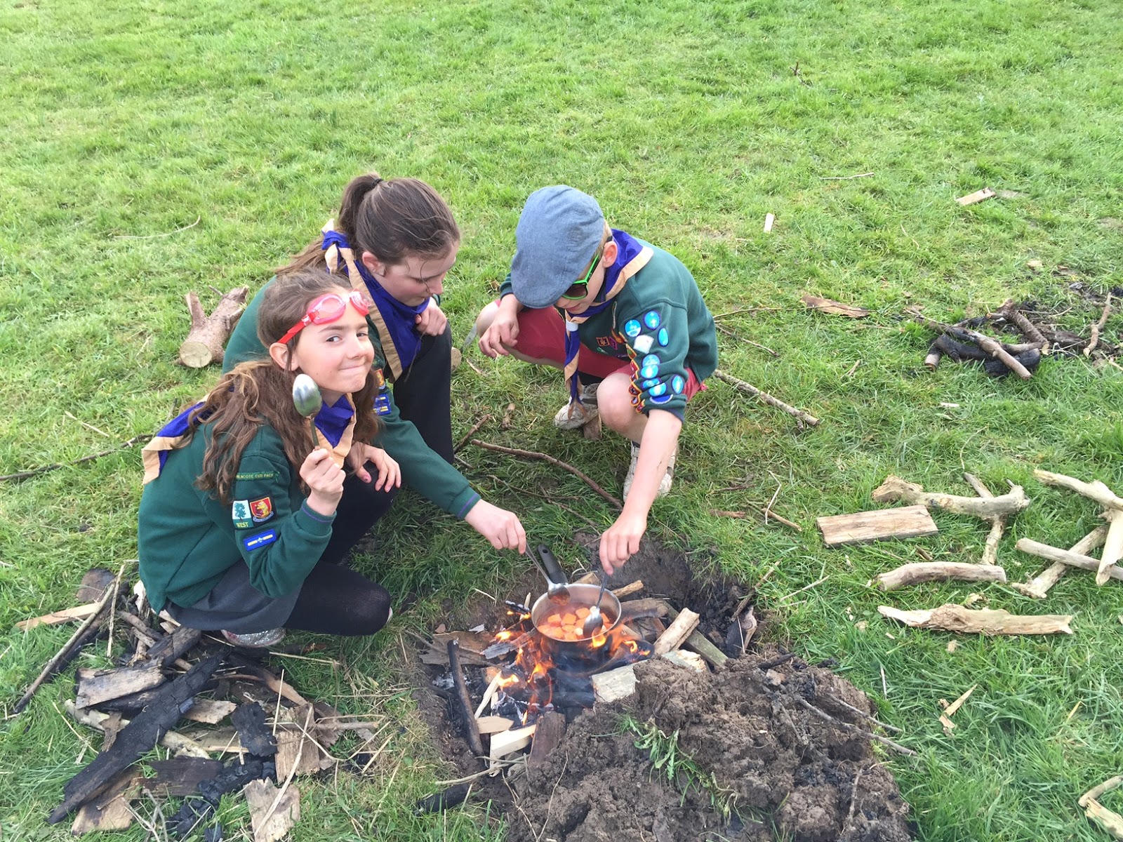 Wilmcote Cub Scouts: Backwoods Cooking