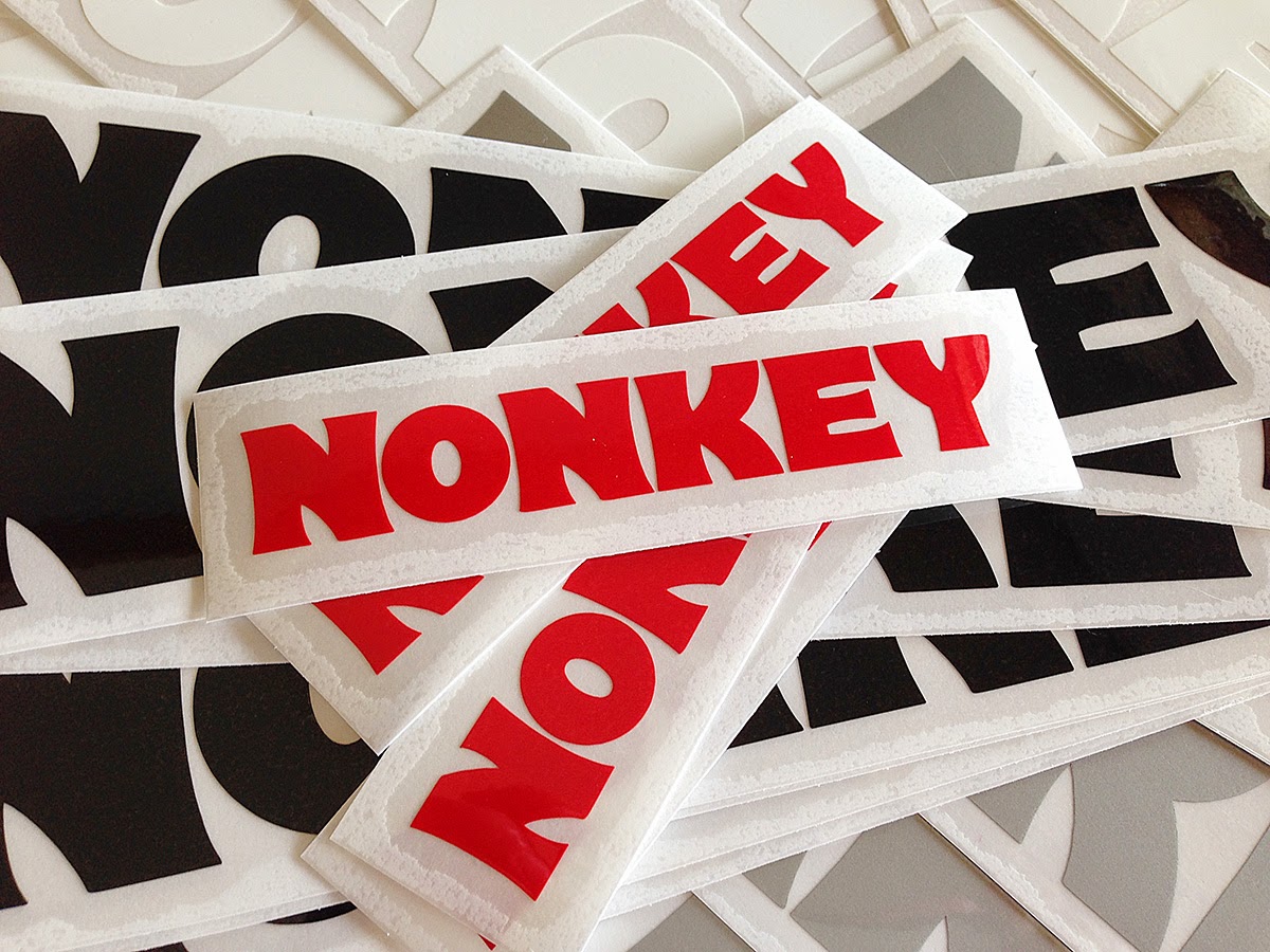 プリントTシャツ & カッティングステッカー PScraft: NONKEY サーフショップ様 カッティングステッカー作成させて頂きました。