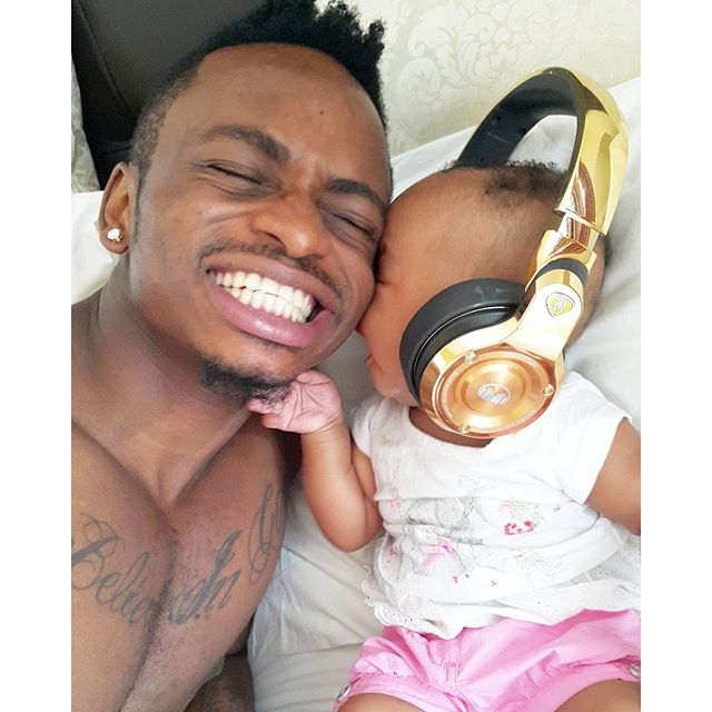 BLOG: Diamond Platnumz shares cute photos of his daughter listening to ...