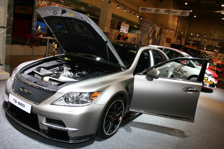 Lexus LS shows 650 hp at Essen Motor Show 2012 - Garage Car