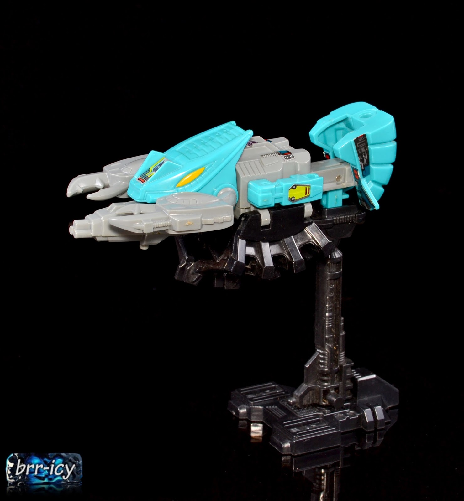 Brr-icy's Transformers Reviews: Seacons Finally