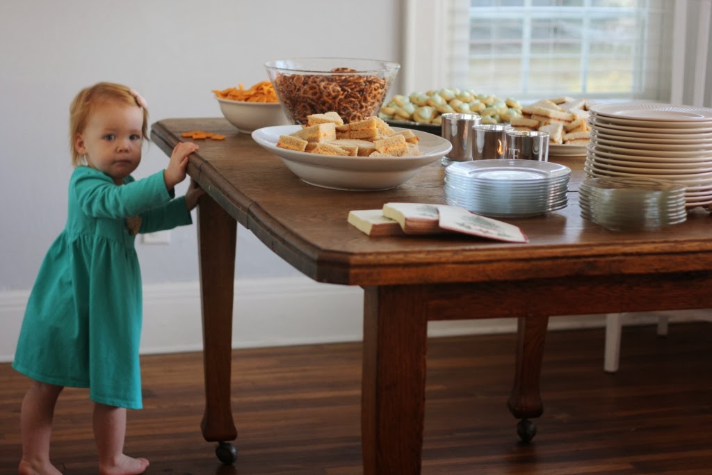 A Barefoot Day: Kid Christmas Party