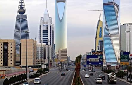 RIYADH POPULATION TOPS WITH 6.9 MILLION