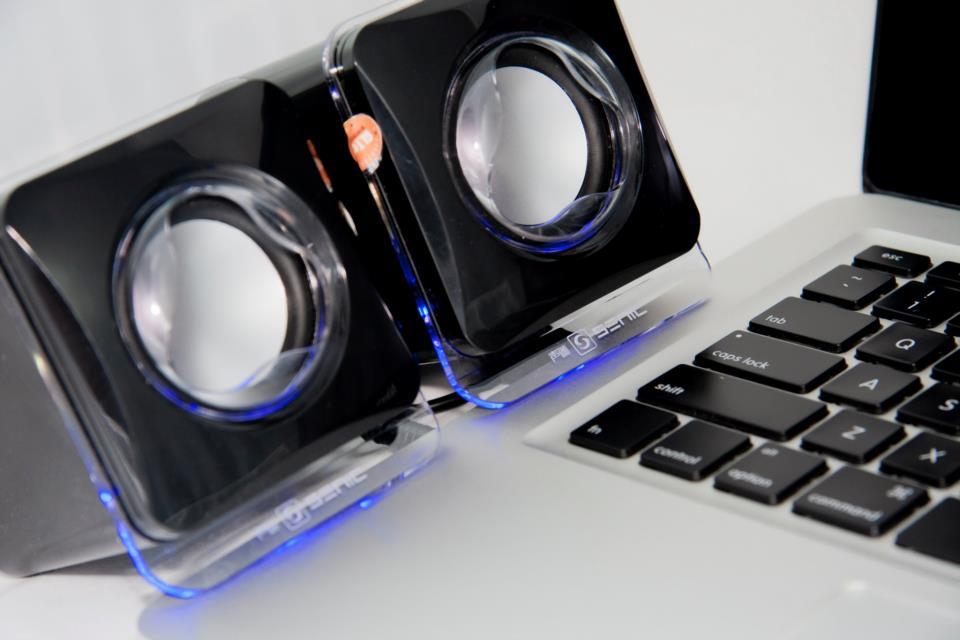 Cách chọn loa cho laptop - Công Nghệ 24H