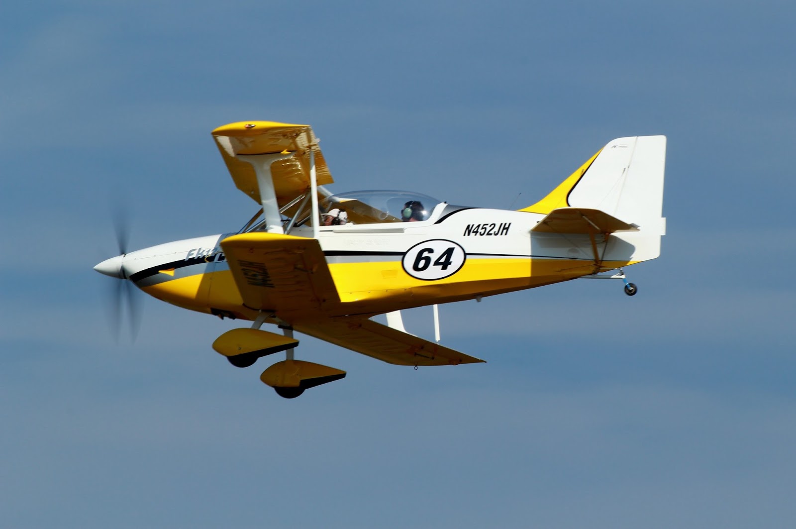 The Aero Experience: Variety of Light Sport Aircraft Displayed at Plane ...