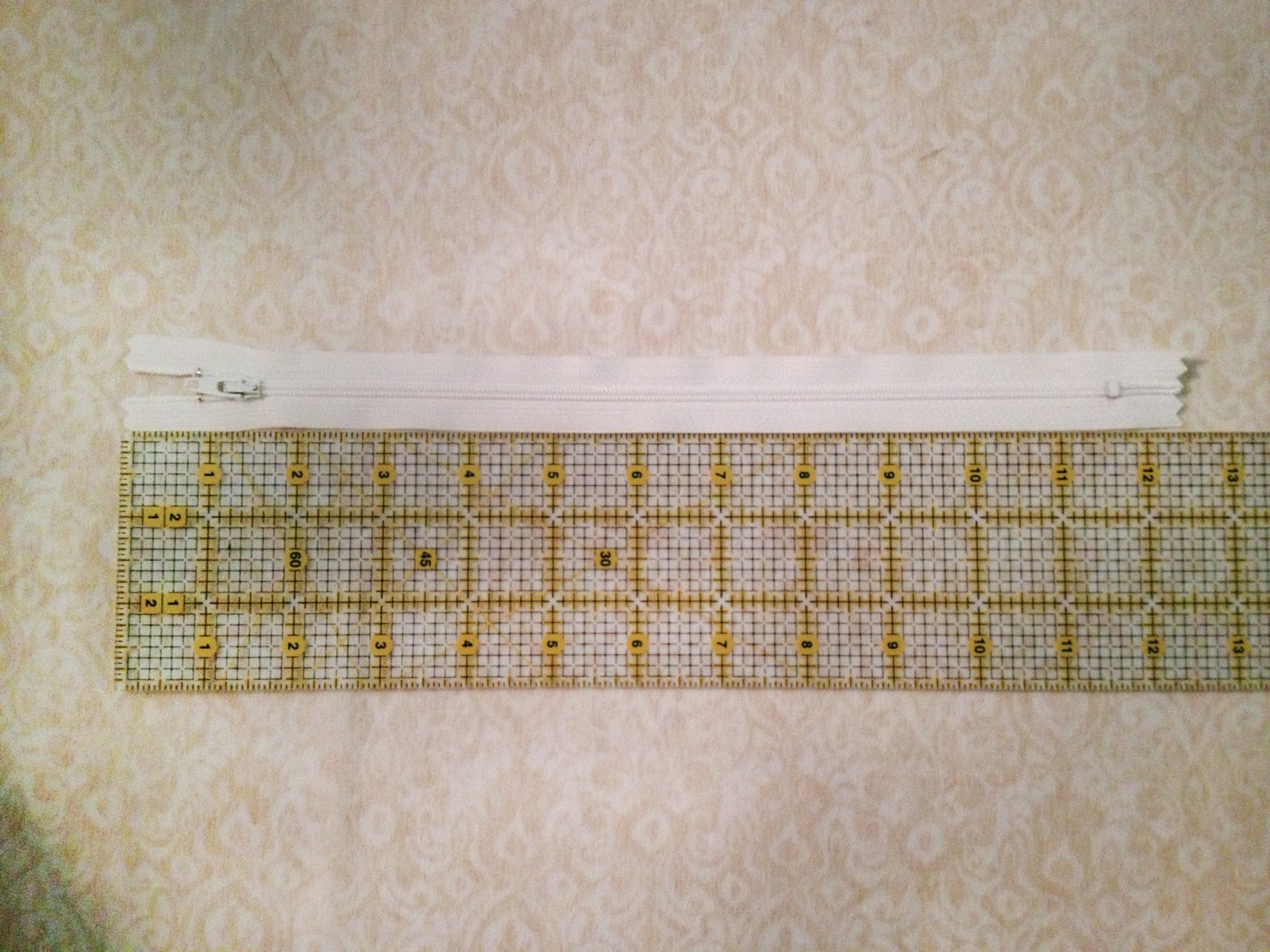 DIY Tutorial: Zipper Pocket