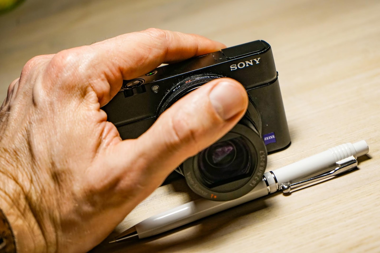 Review: Sony RX100 M3 = value-for-money! - frederikboving