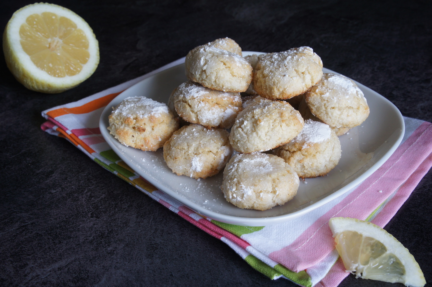 Amaretti au citron - Biscuit italien aux amandes parfumé au citron
