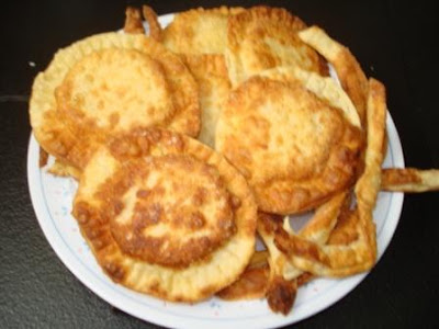 Junior`s Delicatessen: Pastelitos Zulianos