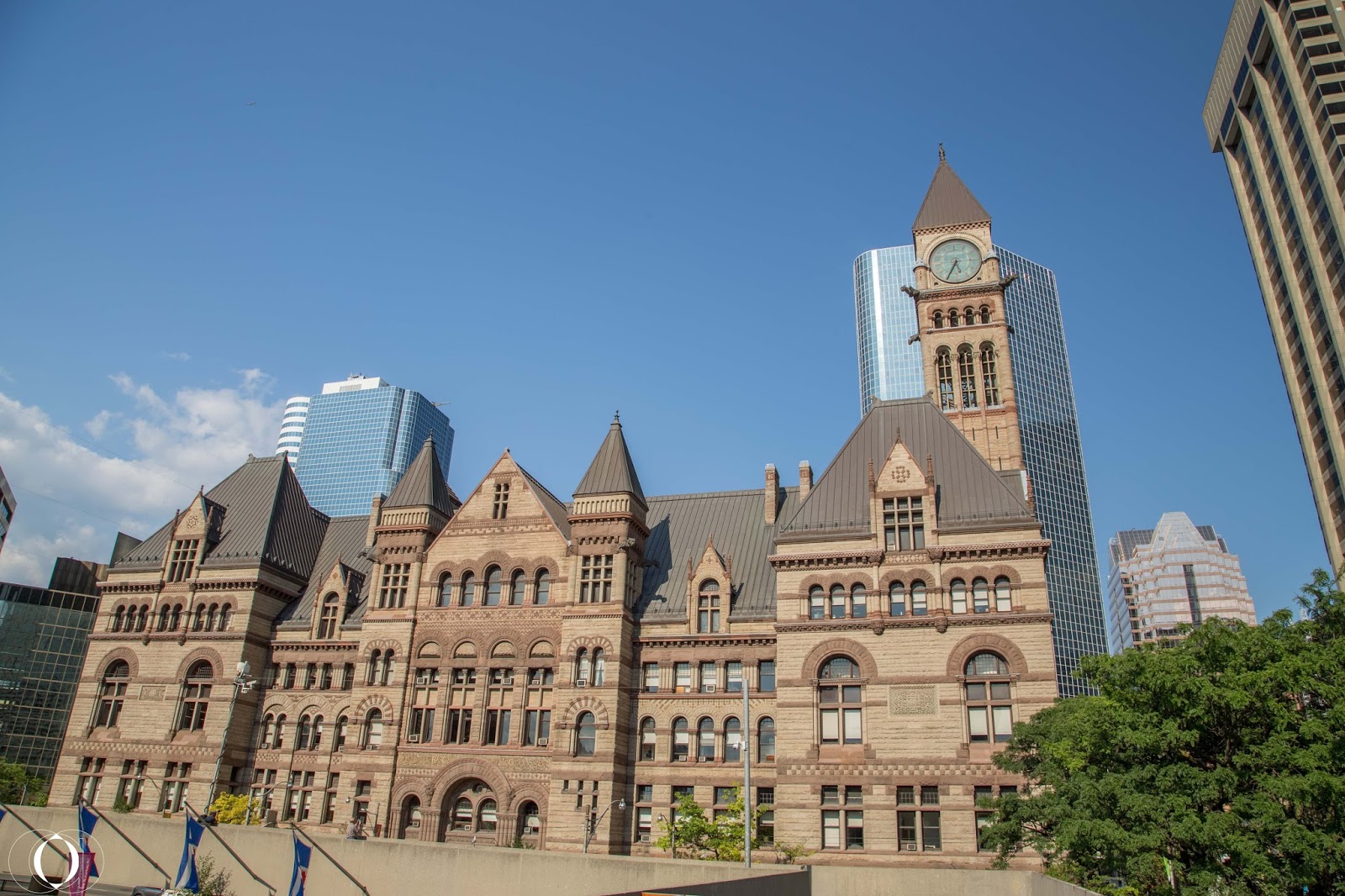 Toronto Part 1- The Buildings | The Silver Kick Diaries