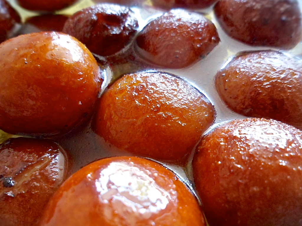 SASI'S KITCHEN: Gulab Jamun