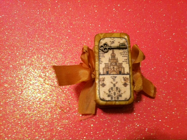 Midsummer Night Musings: Domino Book