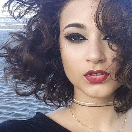 Wonky Sensitive: Kristen Walker - Wind Blows