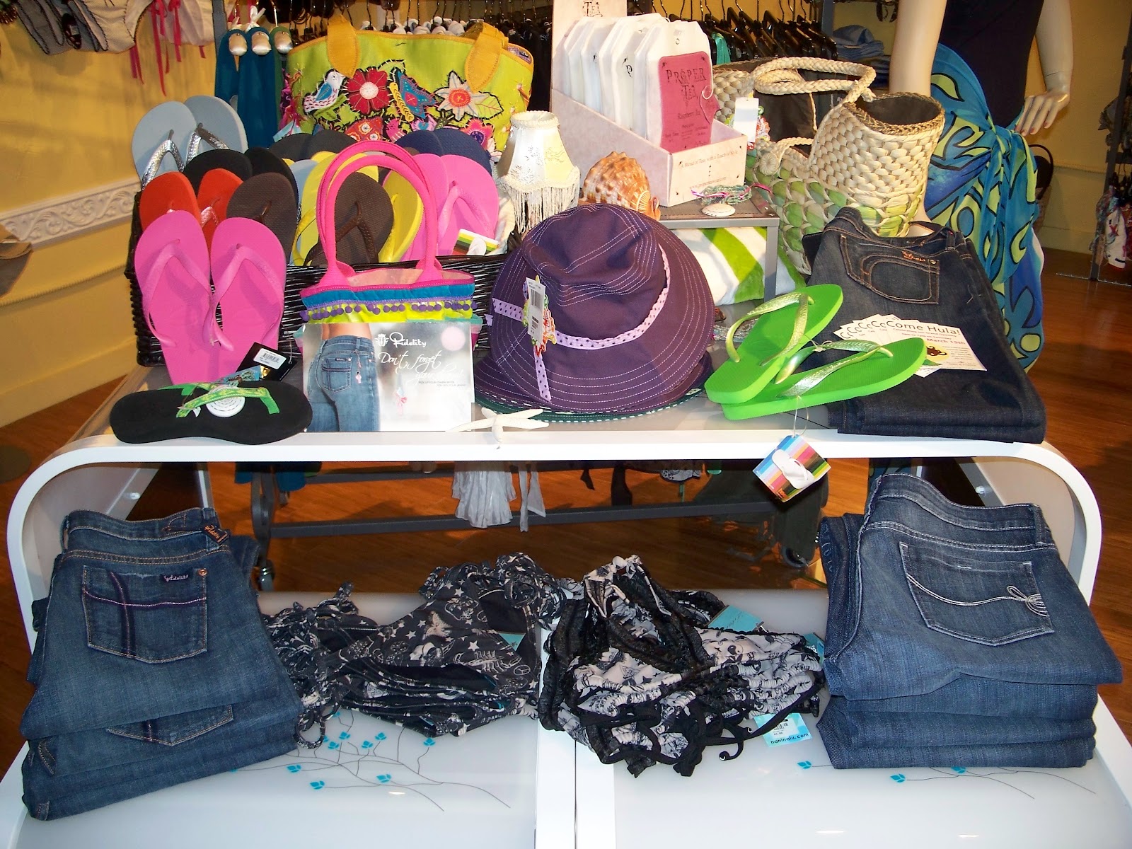 Mama ∞ Drama: Visual Merchandising Skills