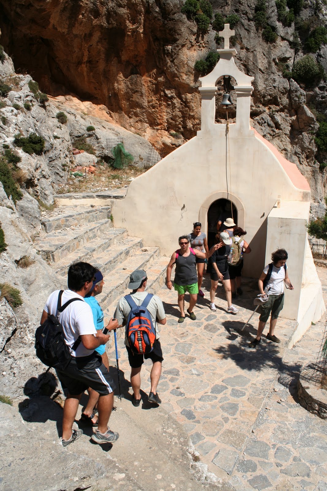 EXPLORE MOUNTAINS: ΚΟΥΡΤΑΛΙΩΤΙΚΟ ΦΑΡΑΓΓΙ (ΜΟΝΗ ΠΡΕΒΕΛΗ)