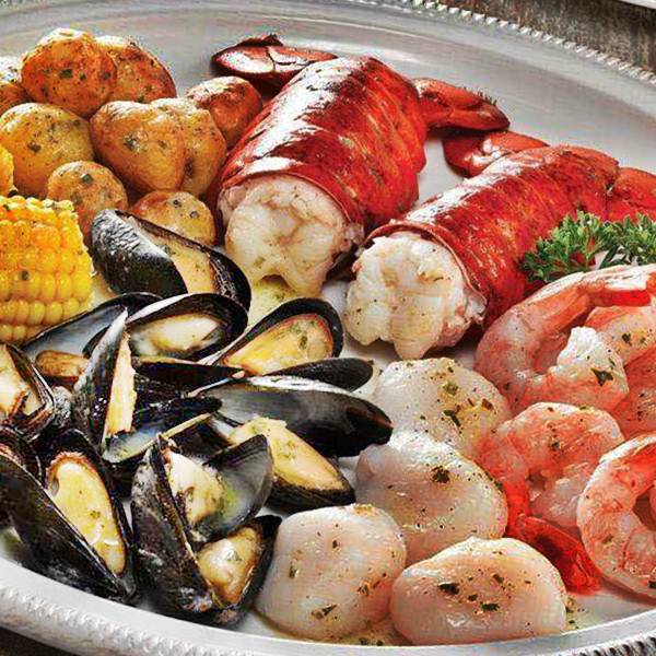 IMPRESII TAVERNA RACILOR din MAMAIA un restaurant pentru iubitorii ...