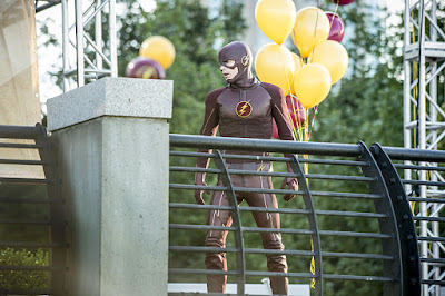 SNEAK PEEK : "The Flash" - More Season Two Footage