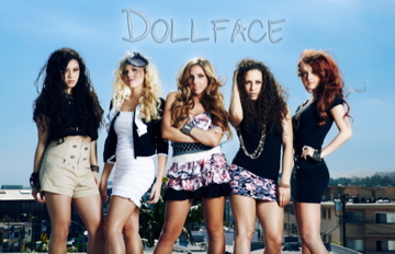 Dollface Online
