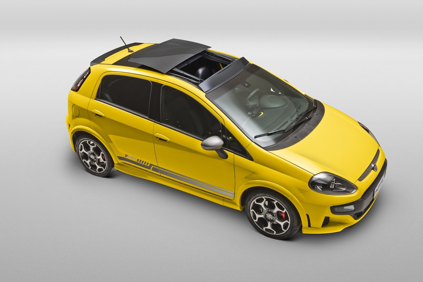 Motorgerais: Punto 2013 segue estilo do Evo europeu