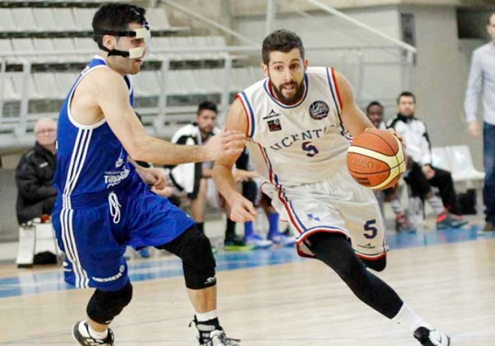 Adrián Fuentes se convierte en el primer fichaje del CB Plasencia en ...