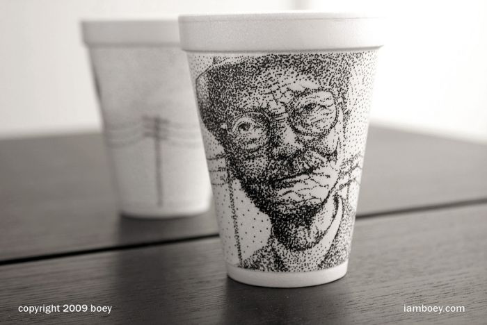 Bila gambar bersuara: Hasil seni pada cawan styrofoam