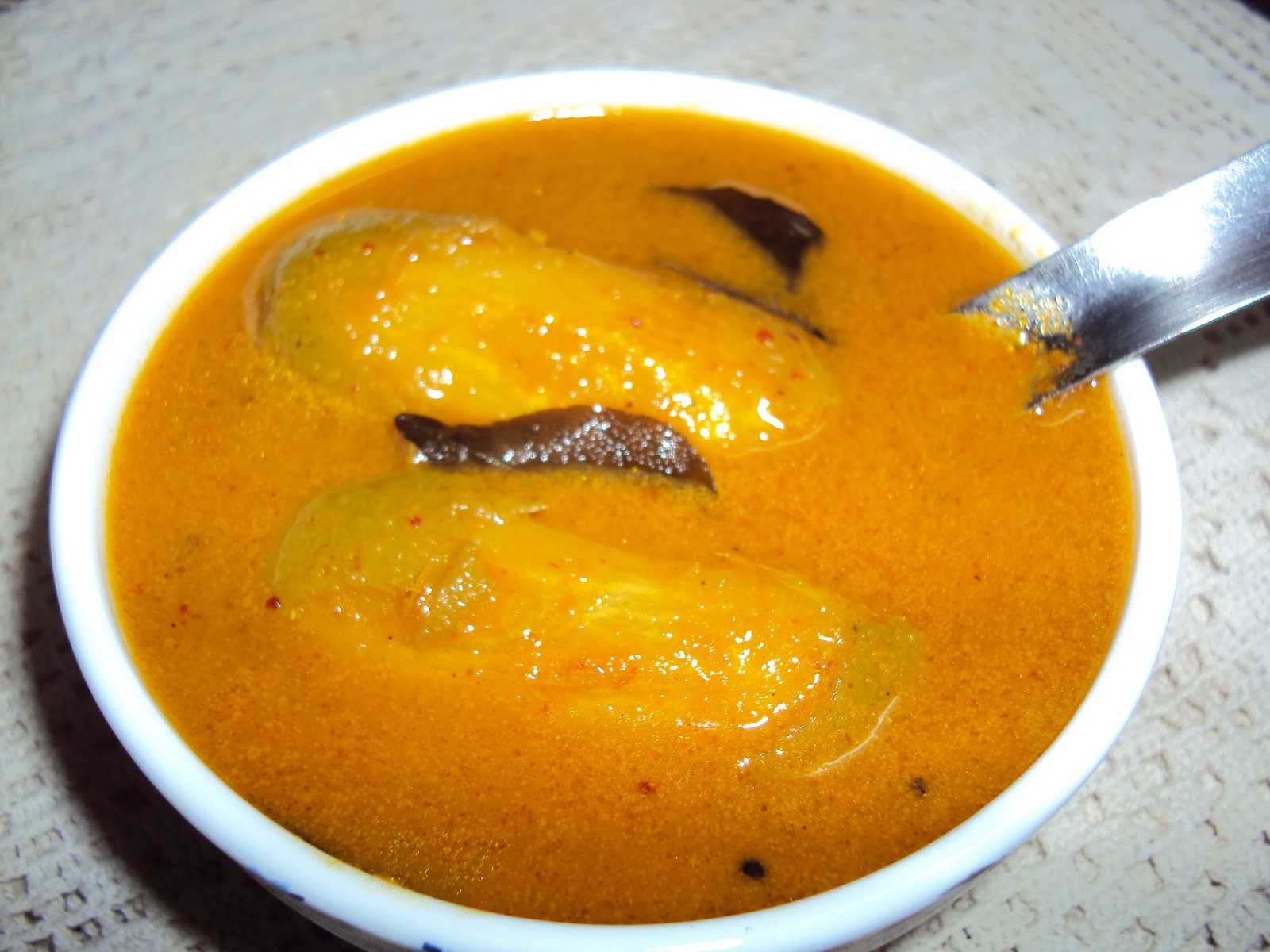 nayana's-kitchen-kreations: Ambade Udid Methi ( Curry)