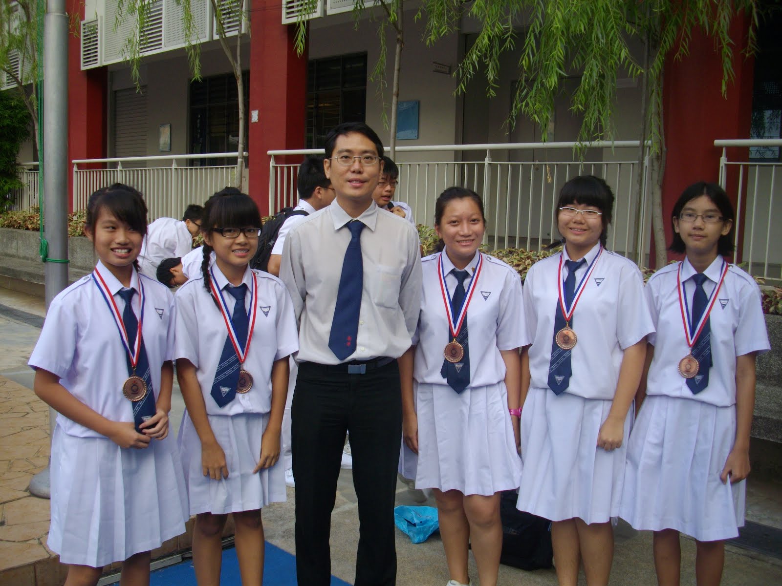 SSU Singapore School Uniforms: NHHS Nan Hua High School