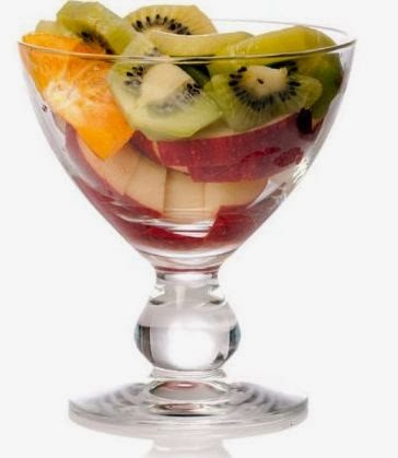 chef de cuisine : verrine de salade de fruits