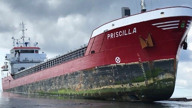 mar do porto santo: Cargueiro "Priscill a" encalhado na Escócia posto a ...