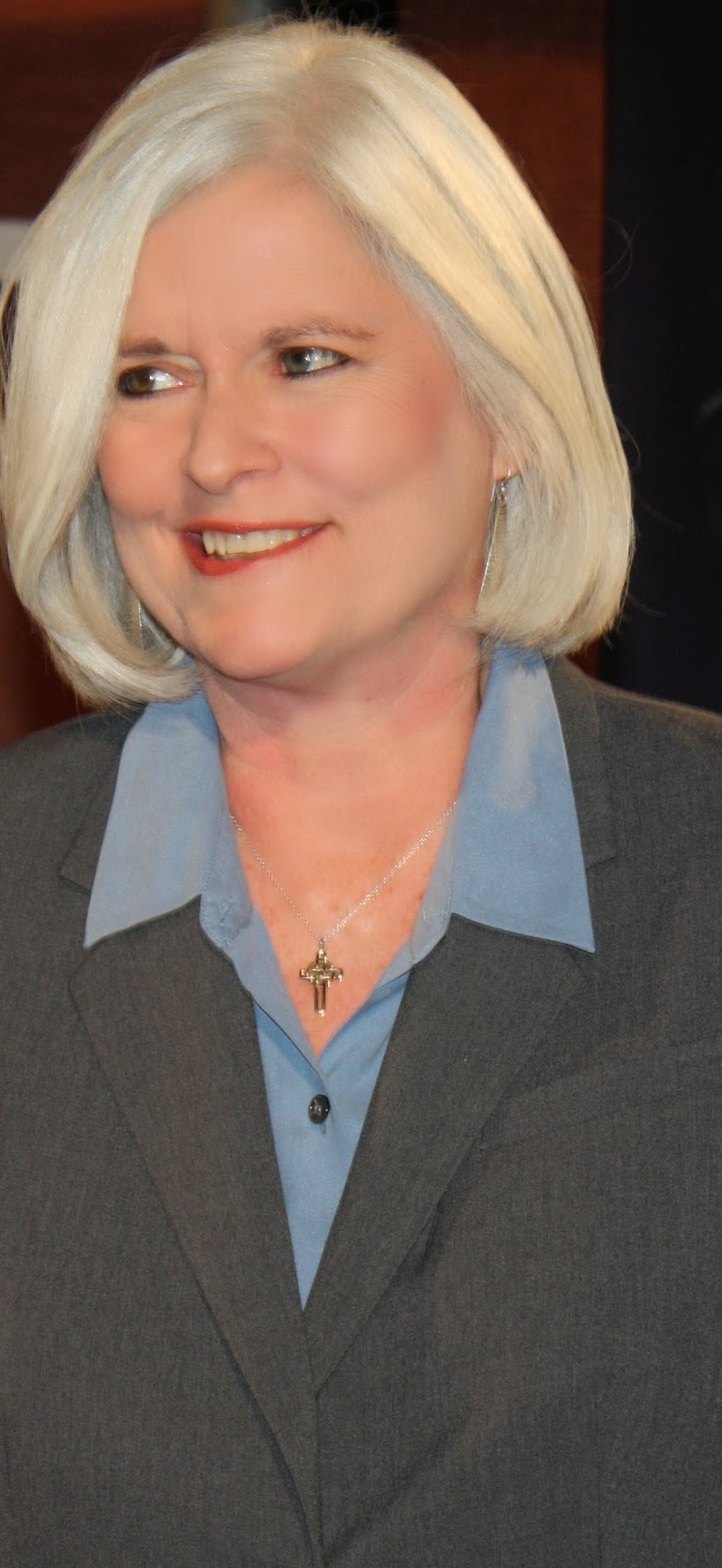 Walker Report - Shedding Light on Bexar County: Therese Huntzinger ...