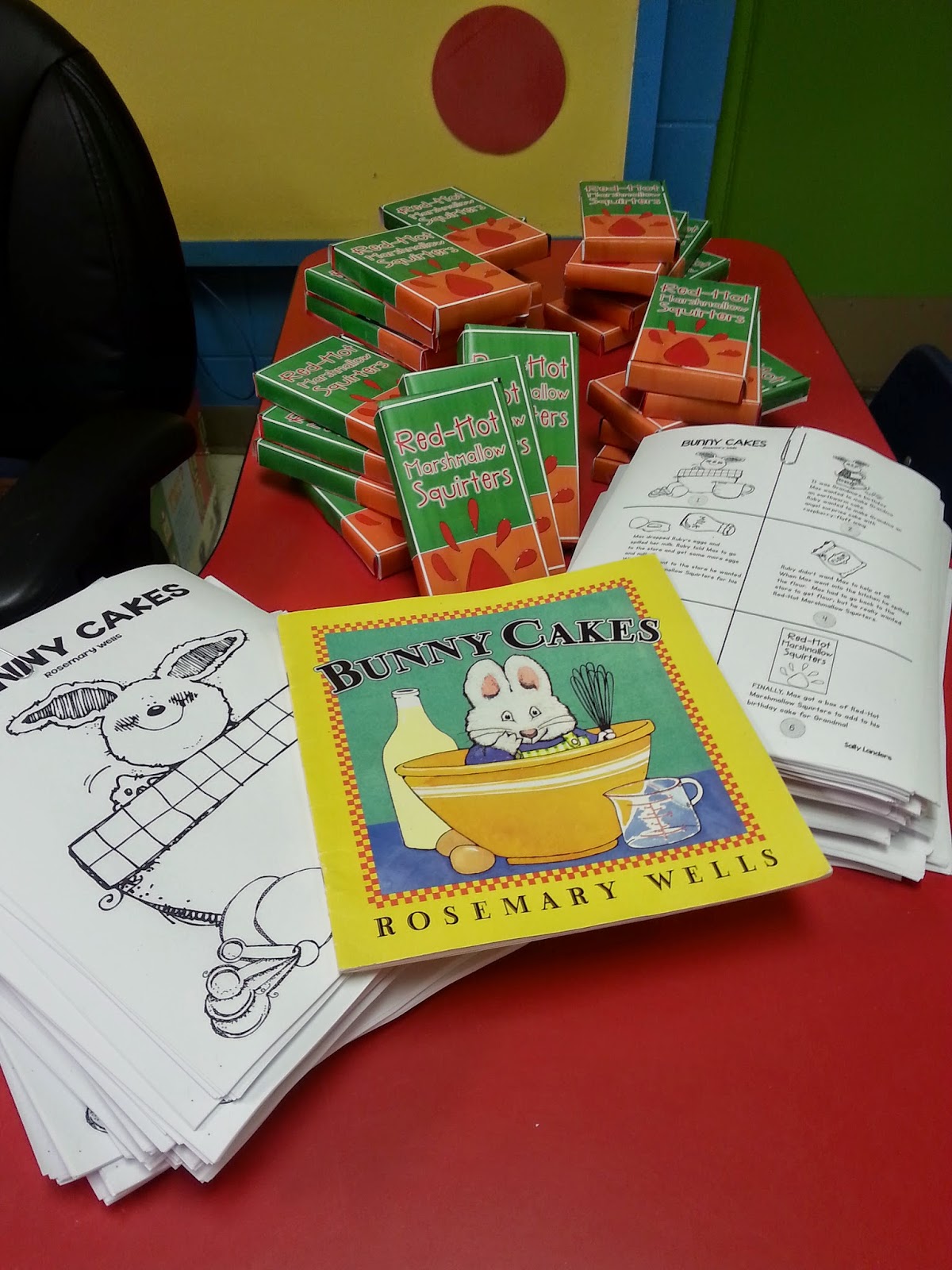 Sally Landers: Bunny Cakes Jumpstart's Read for the Record 2014