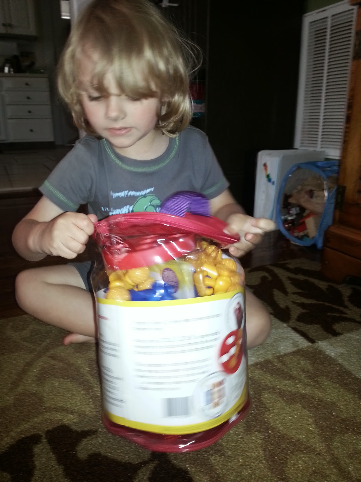 Kids Get Creative with ZOOB JR. Building Sets #Review - Mommy's Block Party