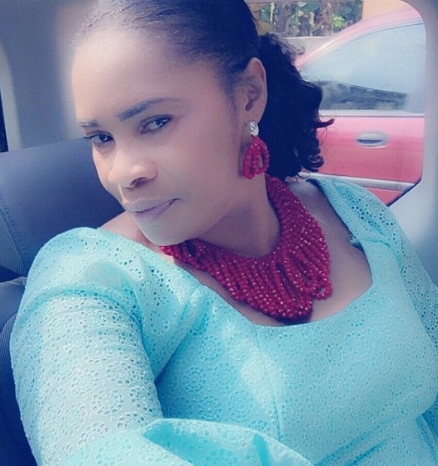 Remi Surutu Cries Bitterly As She Mourns Late Daughter Today [PHOTOS ...